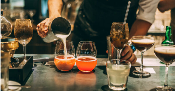 15 Resep Cocktail Simpel yang Bisa Kamu Coba di Rumah