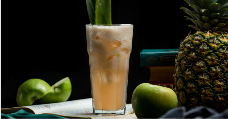 15 Resep Cocktail Simpel yang Bisa Kamu Coba di Rumah