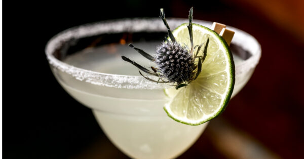 15 Resep Cocktail Simpel yang Bisa Kamu Coba di Rumah